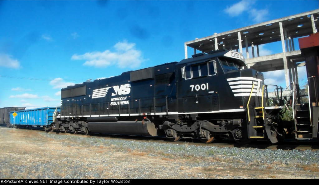NS 7001